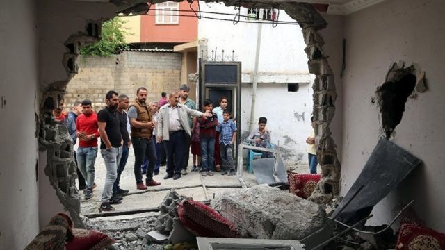 Silopi'de zırhlı aracın eve çarpması sonucu ölen iki çocuğun amcası ...