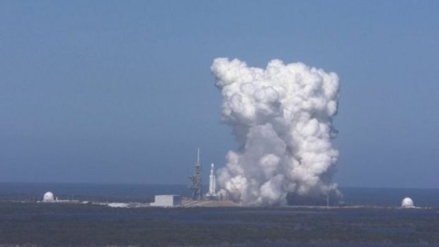 Cómo es el Falcon Heavy de SpaceX, el cohete más potente del mundo, y ...
