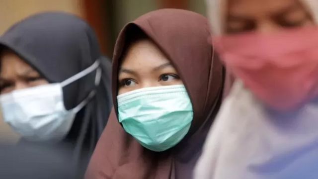 Kasus pemaksaan jilbab di sekolah menengah di Jawa Tengah ditengahi polisi - 'Anak saya disuruh ...