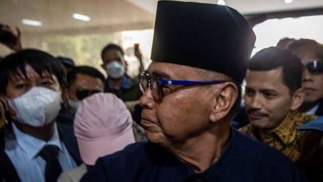 Polisi bidik pimpinan Pesantren Al Zaytun dengan 'pasal penistaan agama ...