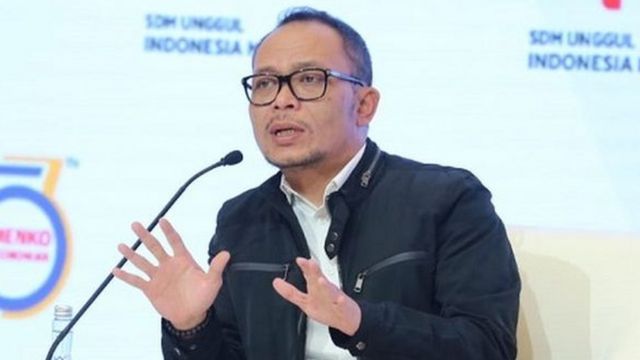 Presiden Jokowi tunjuk Hanif Dhakiri sebagai Menpora, gantikan Imam ...