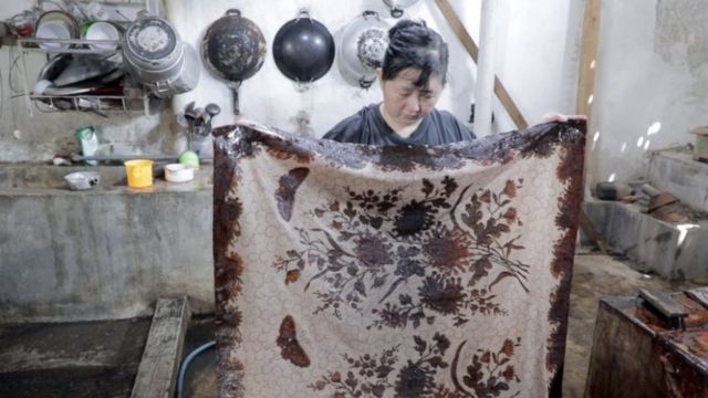 Batik tulis peranakan, simbol hubungan erat Tionghoa-Jawa 'tinggal ...