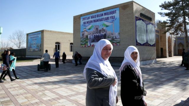 Fotogalereya: 8 mart - Oʻzbekistonda gul bayrami hamdir - BBC News O'zbek