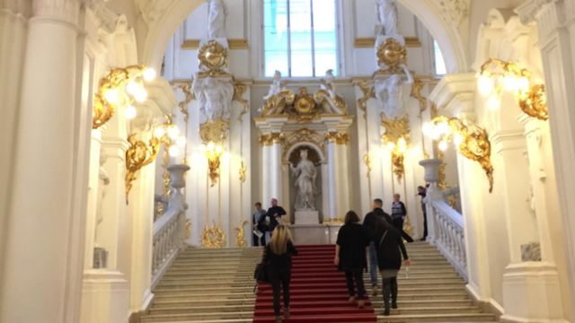 BBCUZBEK Ermitajda - Suratlar - BBC News O'zbek
