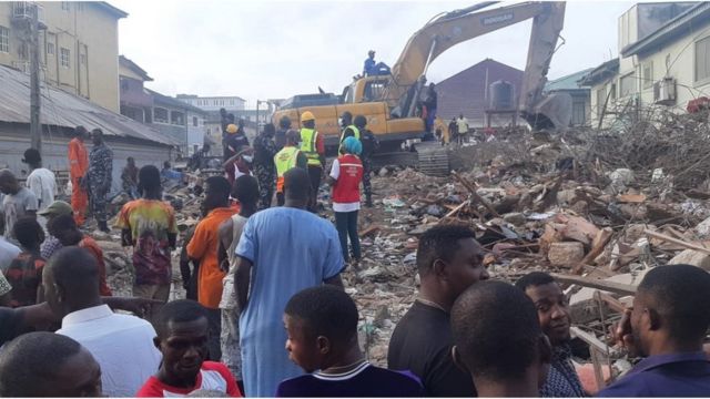 Ebute Metta collapsed building: Ibadan Street three-storey fall trap ...