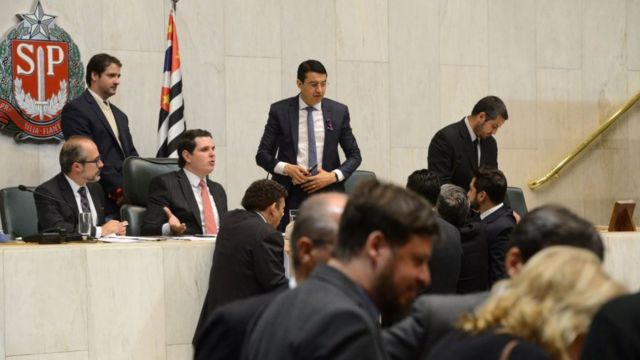 Eleições 2018: O que faz um deputado estadual? - BBC News Brasil