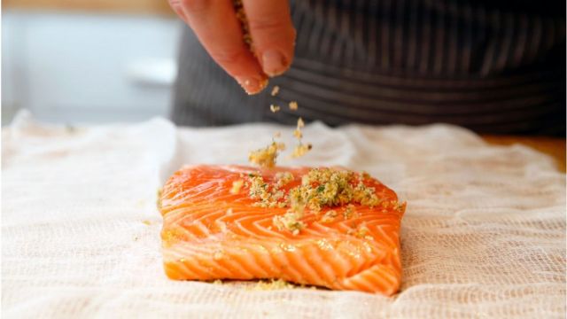 Apakah menyantap ikan merupakan opsi yang benar-benar sehat? - BBC News ...