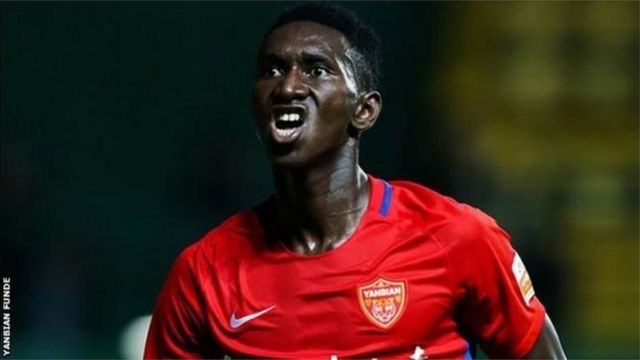 Trawally signe avec le Guizhou Hengfeng - BBC News Afrique
