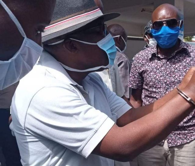 Coronavirus: Muri Kenya visi guverineri amaze kuyikira yahise afungwa ... Coronavirus: Muri Kenya visi guverineri amaze kuyikira yahise afungwa ...
