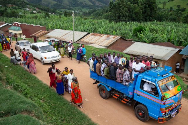 Rwanda - Uganda: Umuturage wo ku mupaka ati: 'Abajyayo barabarasa ...