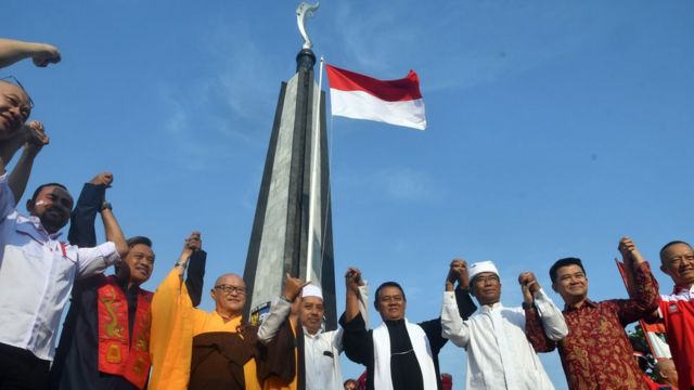 HUT RI ke-78: Potret perayaan kemerdekaan dan pengibaran bendera Merah Putih di seluruh negeri ...