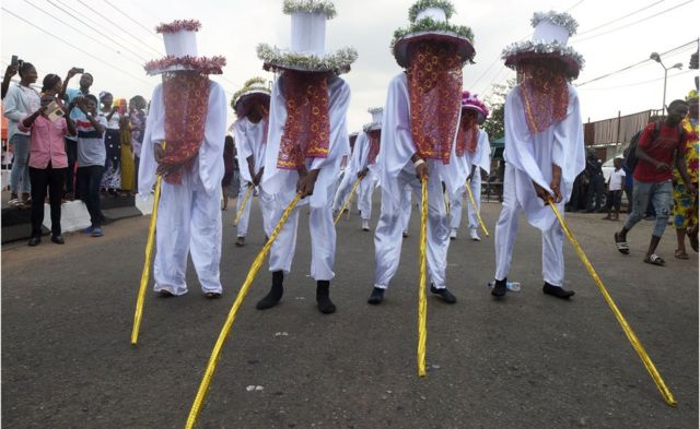 Akanṣe awọn aworan aṣa ati iṣe awọn ọmọ Yoruba - BBC News Yorùbá
