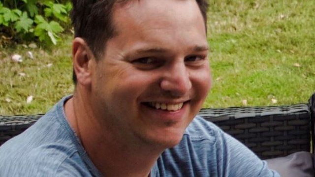 Airdrie motorcyclist dies in early morning crash - BBC News