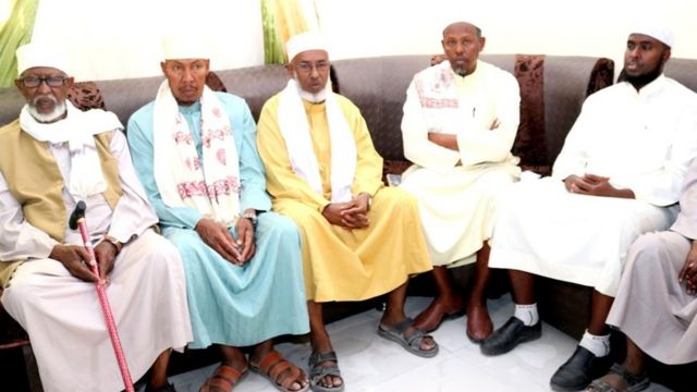 Dib u heshiisiin loo fariistay Ceel Afweyn - BBC News Somali