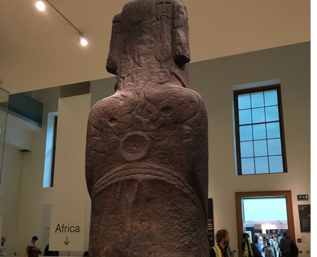 Moai en Inglaterra: el inusitado viaje de habitantes de Isla de Pascua ...