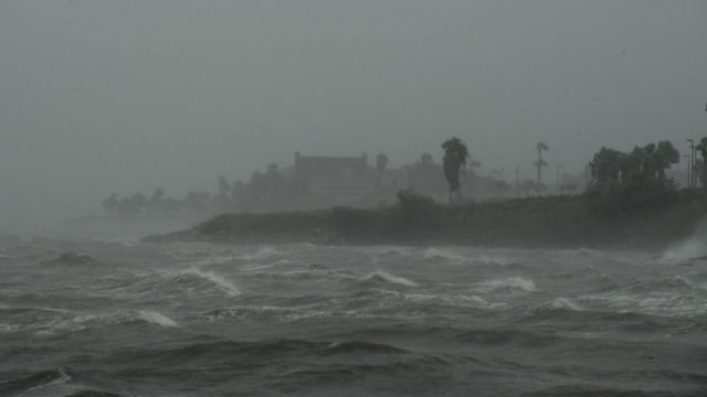 Estados Unidos Harvey Toca Tierra Como Huracán Categoría 4 En Texas