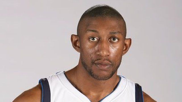 Gabriel Nyoni du Zimbabwe utilise son diplôme en marketing pour créer ...