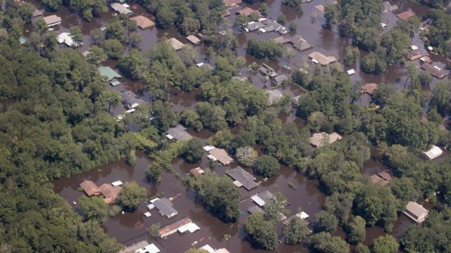 Cómo las inundaciones del huracán Harvey en Houston hundieron la ...