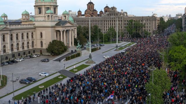 Protesti u Srbiji: U Beogradu nove demonstracije zbog nasilja u zemlji ...