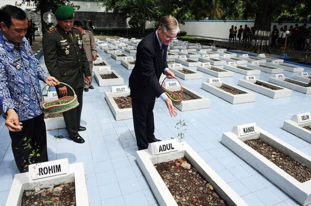 Permintaan maaf Belanda perlu diikuti 'kompensasi moril, materiil' kata ...