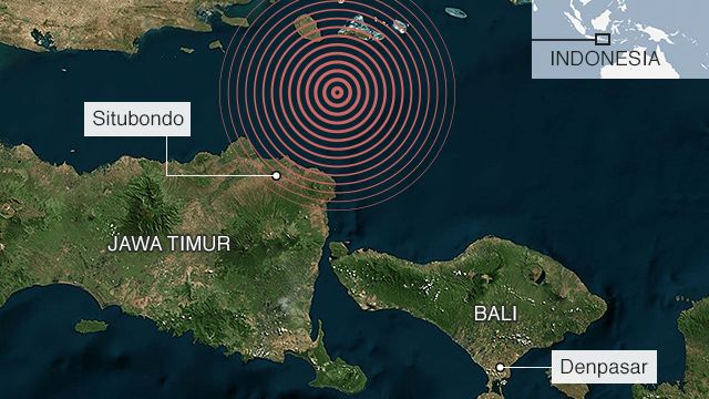 Gempa di Manado, Sulawesi Utara, warga panik berhamburan ke jalanan ...