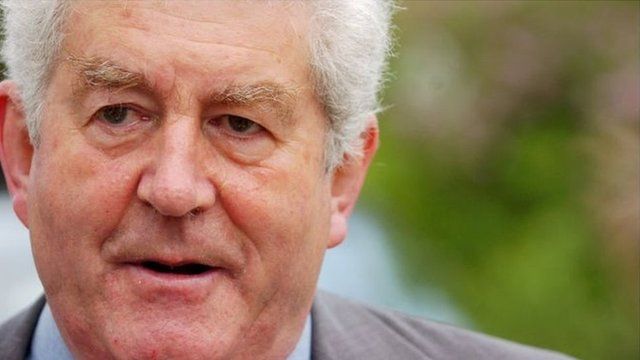 Marina'n croesawu llong batrôl yr FPV Rhodri Morgan - BBC Cymru Fyw