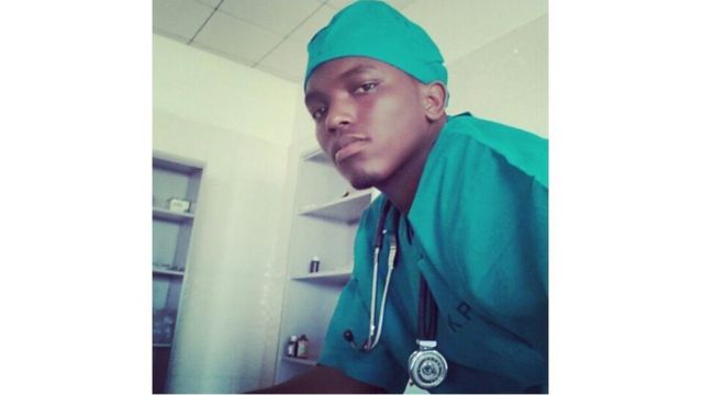 Tom Close, Daktari wa aina yake nchini Rwanda - BBC News Swahili