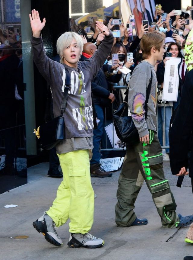 Konser NCT 127 berakhir lebih awal, penonton 'kecewa pada fans Indonesia' - BBC News Indonesia