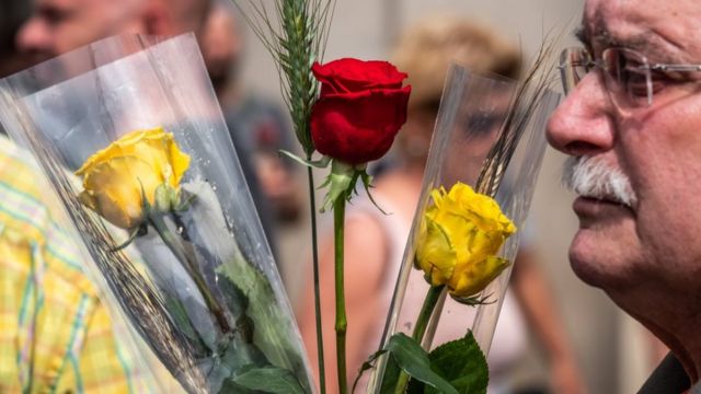 Apa yang membuat bunga segar begitu mahal? - BBC News Indonesia