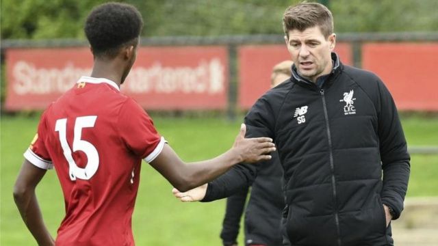 Maxaad ka ogtahay ciyaartoyga Soomaaliyeed ee u dheela kooxda Liverpool ...