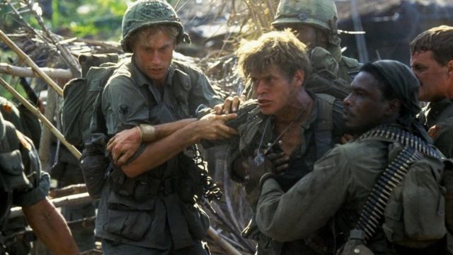 La longue histoire du racisme dans les films de guerre - BBC News Afrique