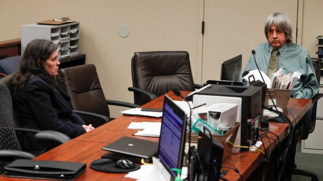 O chocante caso do casal americano acusado de torturar 10 filhos com ...