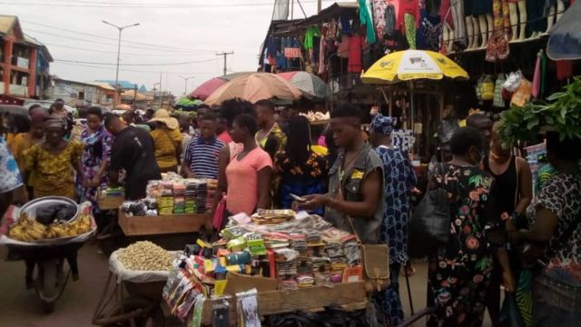 Lockdown Ease: Etu ụfọdụ akụkụ mpaghara ọwụwa anyanwụ dị ka akwụsịtụrụ ...