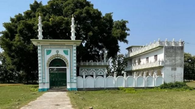 অযোধ্যা: এগোচ্ছে মন্দির নির্মাণ, শুরু হয় নি মসজিদ তৈরির কাজ - BBC News ...