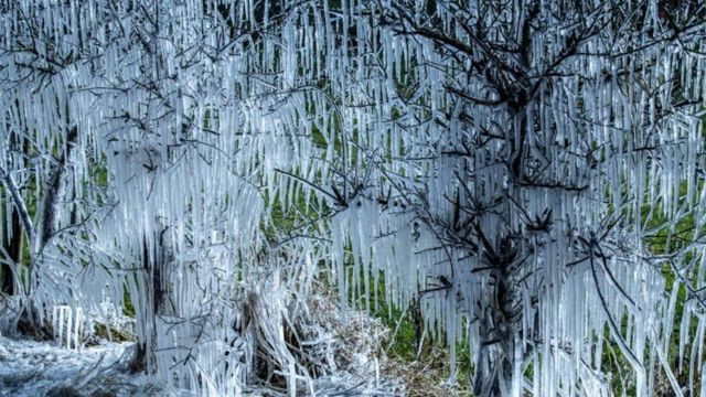 Sawirro: Barafka iyo siduu u bilay meelo uu barriinsaday - BBC News Somali