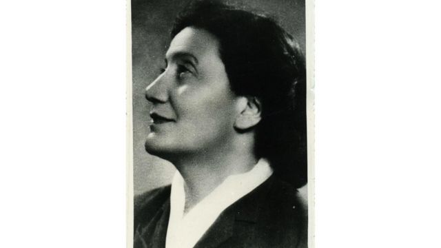 Književnost i Srbija: Desanka Maksimović, pesnikinja koja je pisala do ...