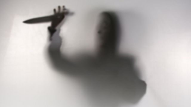 Pembantaian 'dukun santet' 1998-1999 di Banyuwangi: 'Ada tanda silang, lampu tiba-tiba mati, dan ...