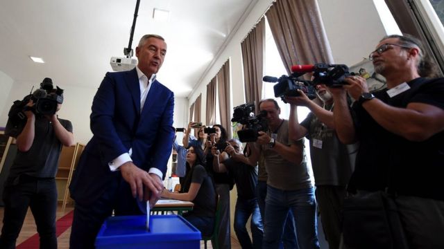 Parlamentarni izbori u Crnoj Gori: Trka bez pravog pobednika, stranke znaju samo sa kim neće u ...