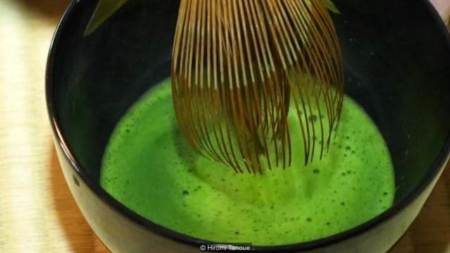 Di balik tren matcha yang mendunia, ada tradisi budidaya teh Jepang ...