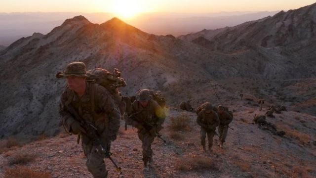 La histórica graduación de la primera oficial de infantería mujer del ...