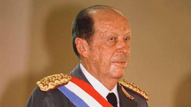 Alfredo Stroessner: por qué van a exhumar los restos del exmandatario ...