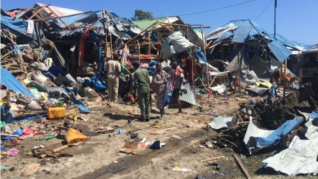 Qarax dhimasho iyo dhaawac sababay oo ka dhacay Muqdisho - BBC News Somali