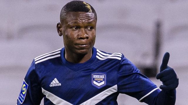 Samuel Kalu: Dan wasan Bordeaux na cikin koshin lafiya, bayan faduwa a ...