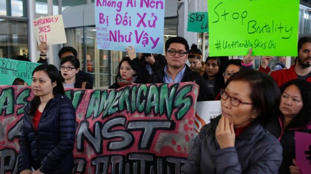 United Airlines capai kesepakatan damai dengan David Dao - BBC News ...