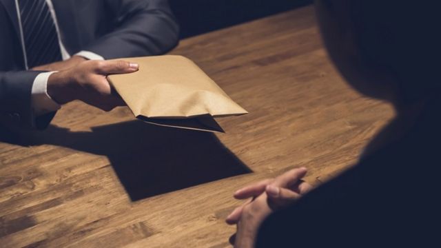 Rwanda: Impushya zo kubaka, gutwara ibinyabiziga no gufungurwa ...