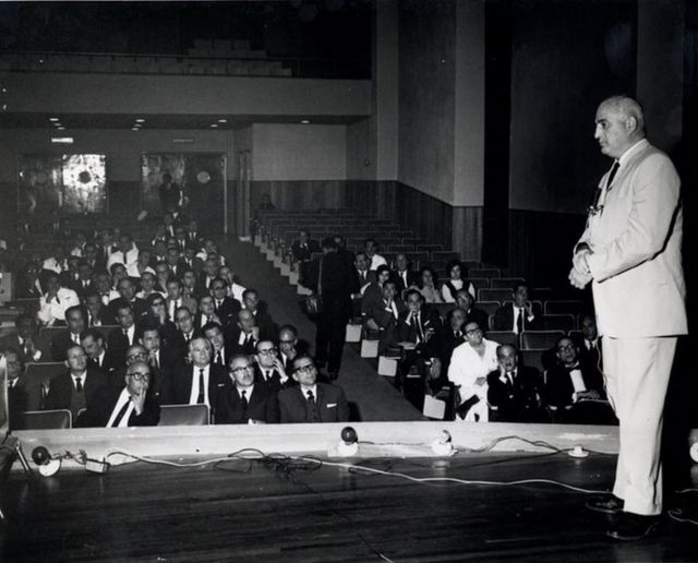 ¿Hizo posible el apartheid en Sudáfrica el primer trasplante de corazón ...