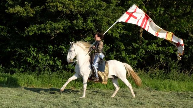 El curioso caso de Jason Kingsley, el jefe de una exitosa compañía de ...