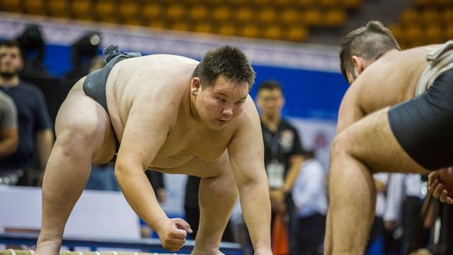 Japon sumo güreşçilerine sakal yasaklandı - BBC News Türkçe