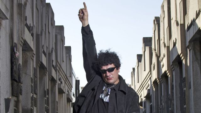 Quién es el Pity Álvarez, el famoso y polémico músico argentino que ...