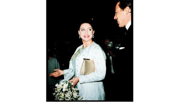 'Efek Meghan' dan bagaimana perempuan kerajaan mempengaruhi gaya ...